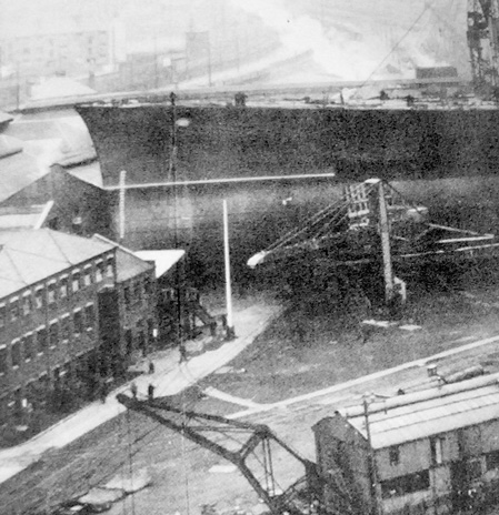 Build HMS Hood: Warship Pictorial #20 H.M.S Hood