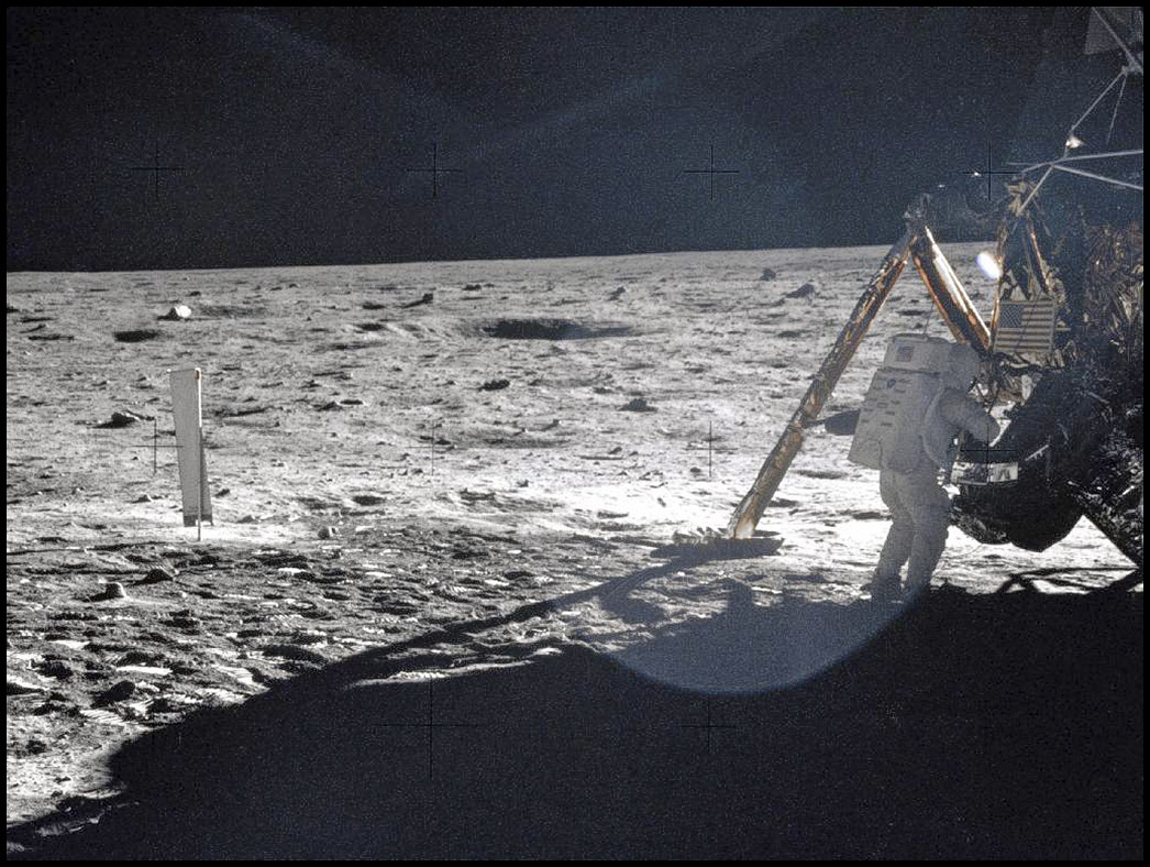 Man Behind Lens: 1st Man On the Moon Dies