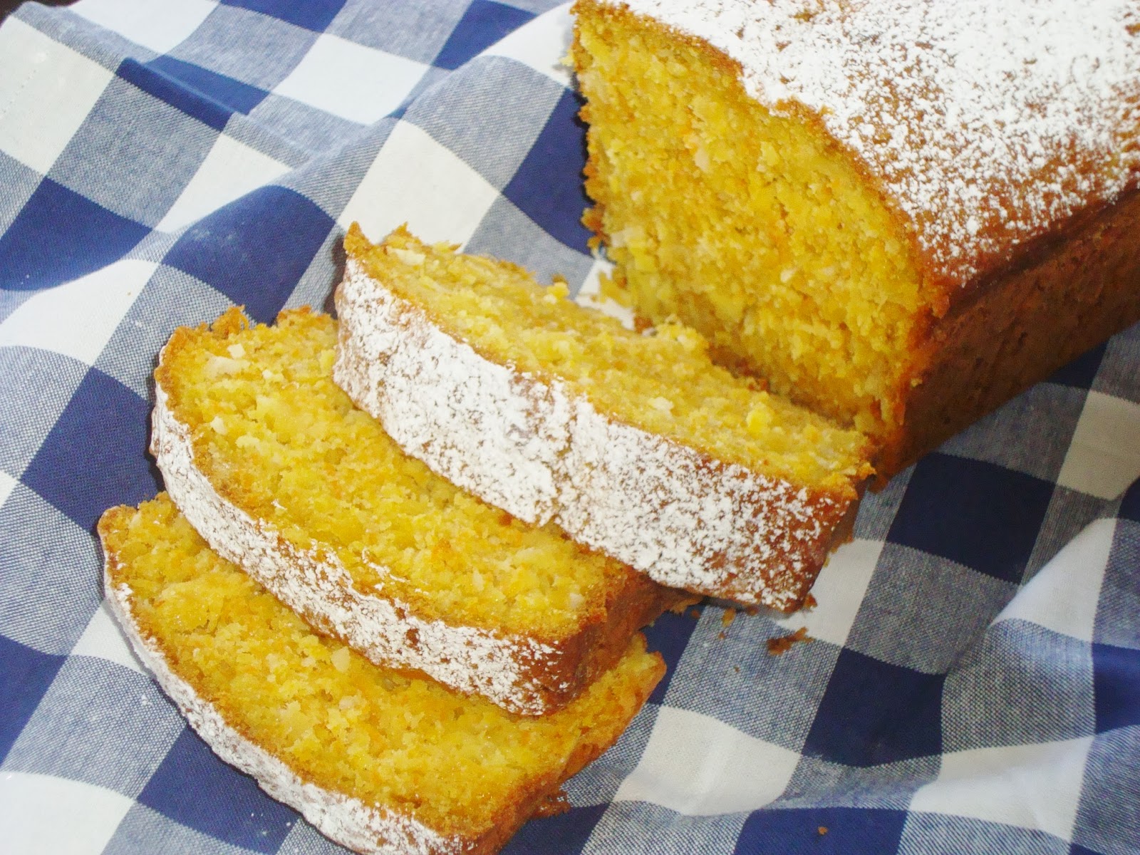Someone's in the Kitchen: Carrot Pineapple Loaf