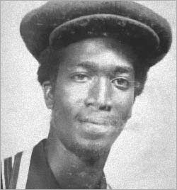 Rasta Reggae Music: U Brown - Look-A-Learn + Version