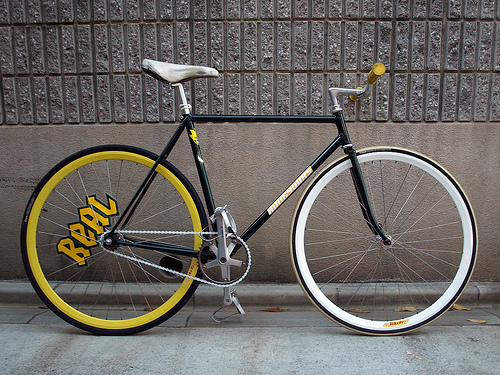 Sepeda FIXIE