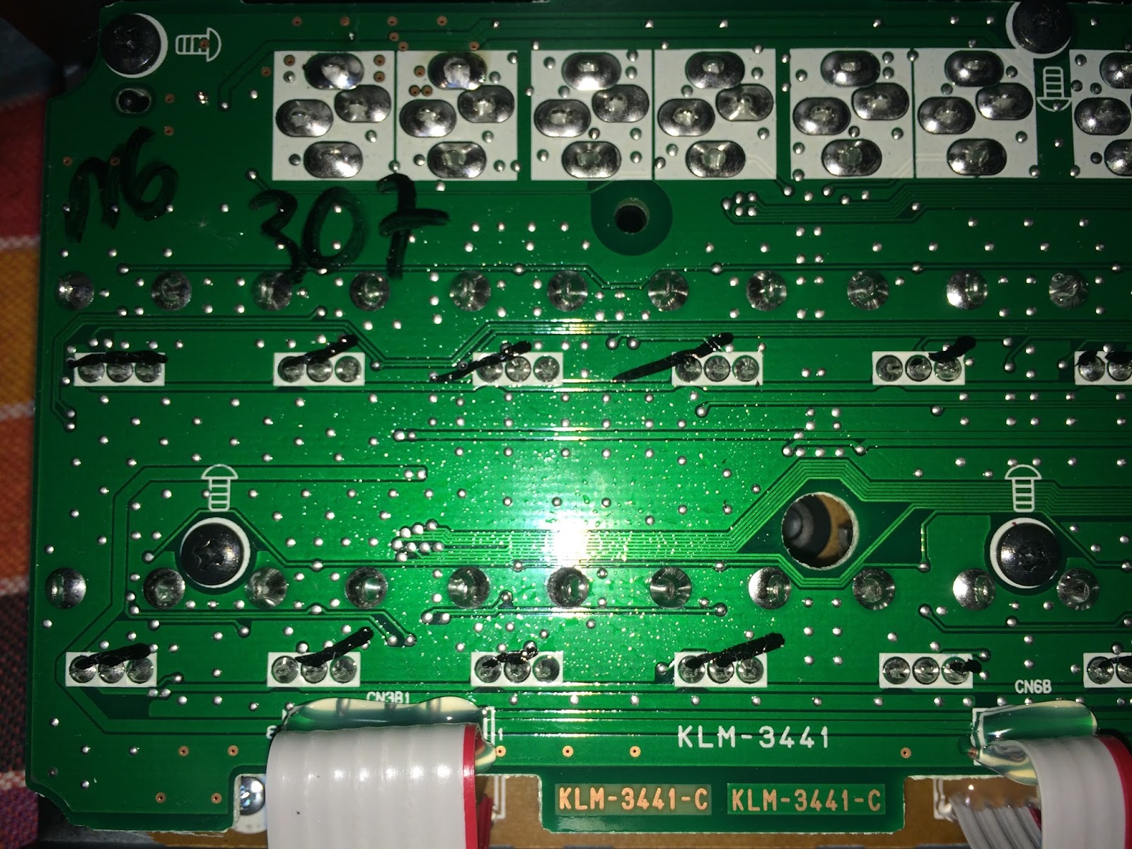 Auxren's Adventures In The World of Synth: Inside the Korg SQ1