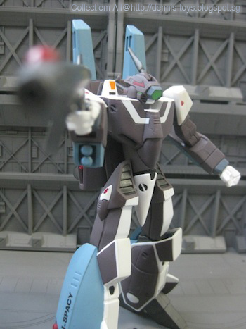 Dennis-Toys: Robotech YF-1R Jack Archer Action Figure