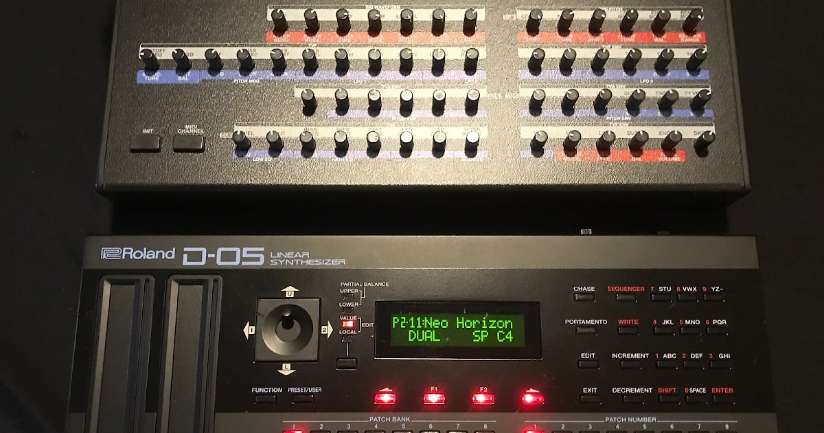 MATRIXSYNTH: Roland Boutique Series D-05 Linear Synthesizer with D tronics DT-01 controller with ...