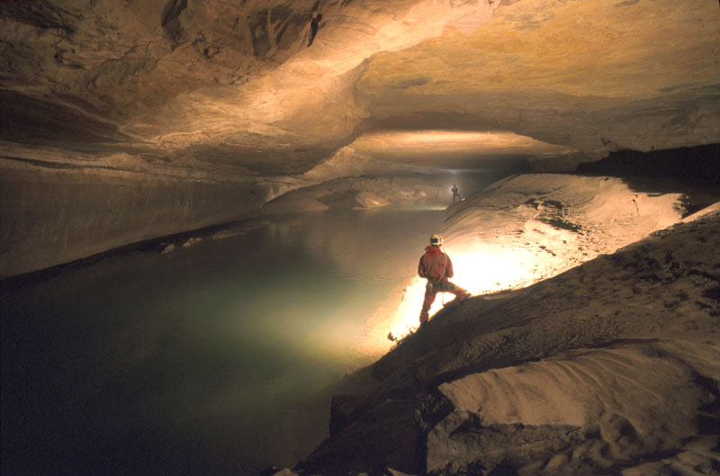 DEDUCIMOS: Las cuevas mas increibles del mundo