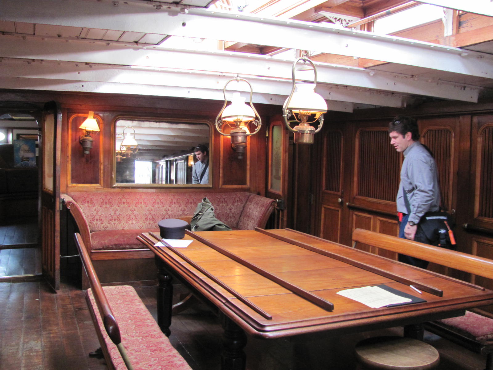 Dianne's Creative Table: Dining Aboard