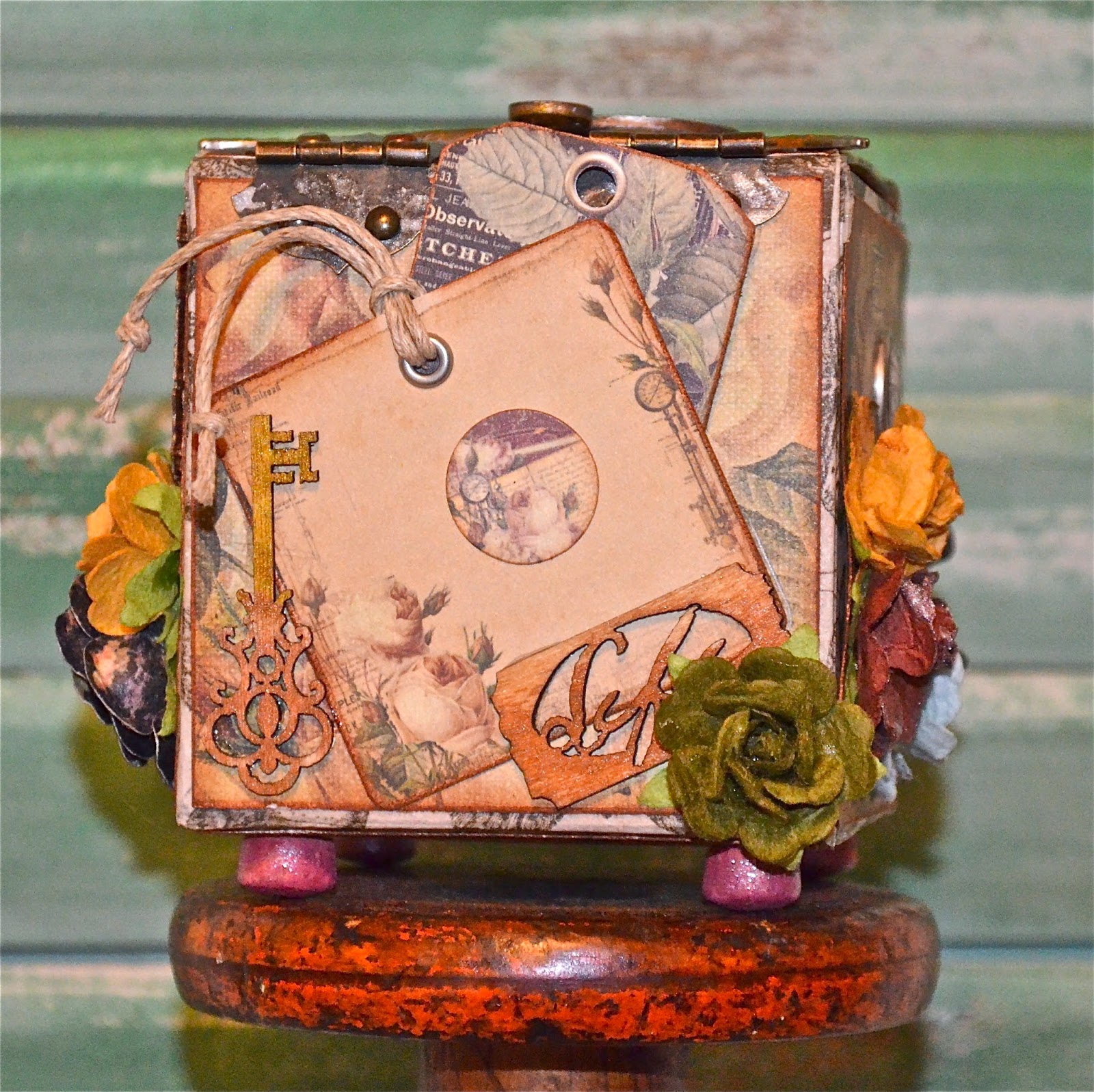 Scrapadabadoo: Time Traveler - Pt 1 Memory Box