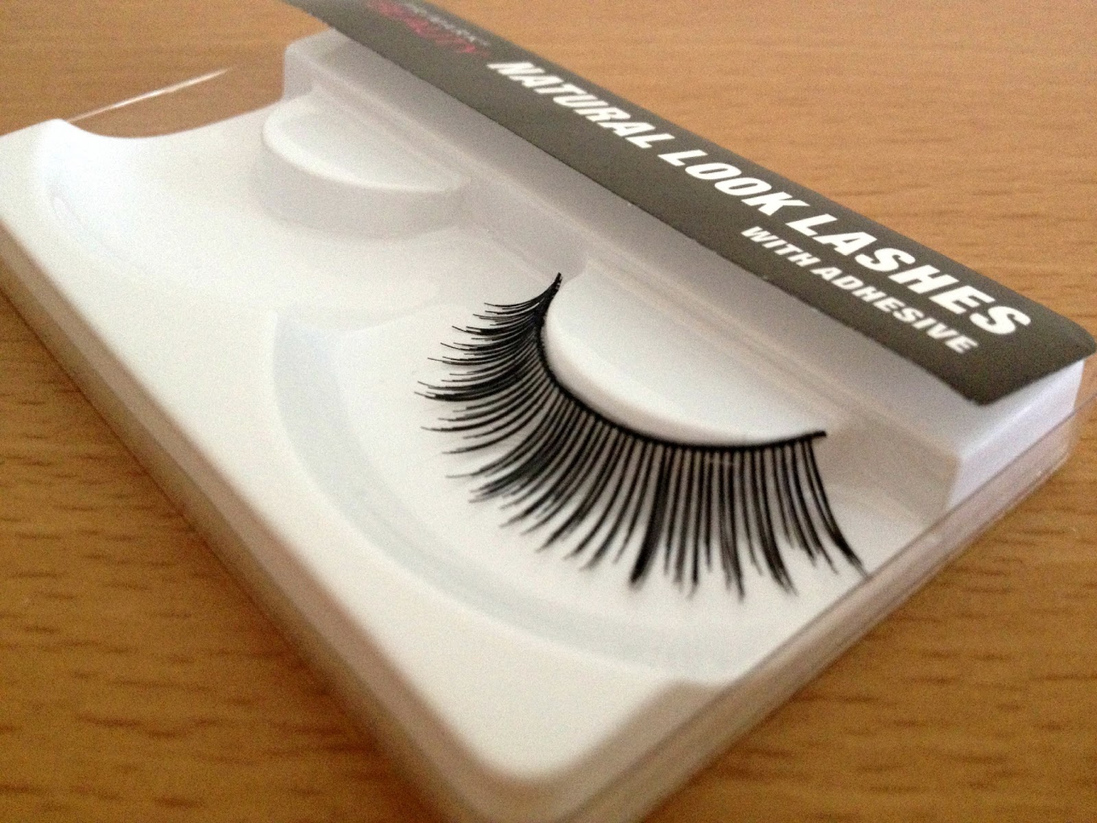 belleblondebeauty: Review: Primark False Eyelashes!