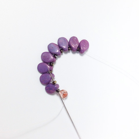 Pip Beaded Flowers on Filigree Earrings Tutorial / The Beading Gem