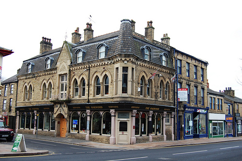 Glossop Tours: Glossop History: A Brief History of The Oakwood, Glossop