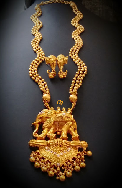 Exclusive chain With Elephant pendent