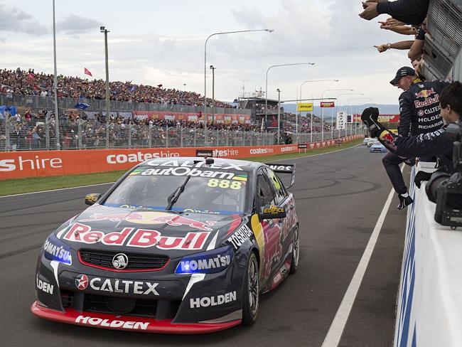 J-H on Motorsport: 2015 Bathurst 1000 Review