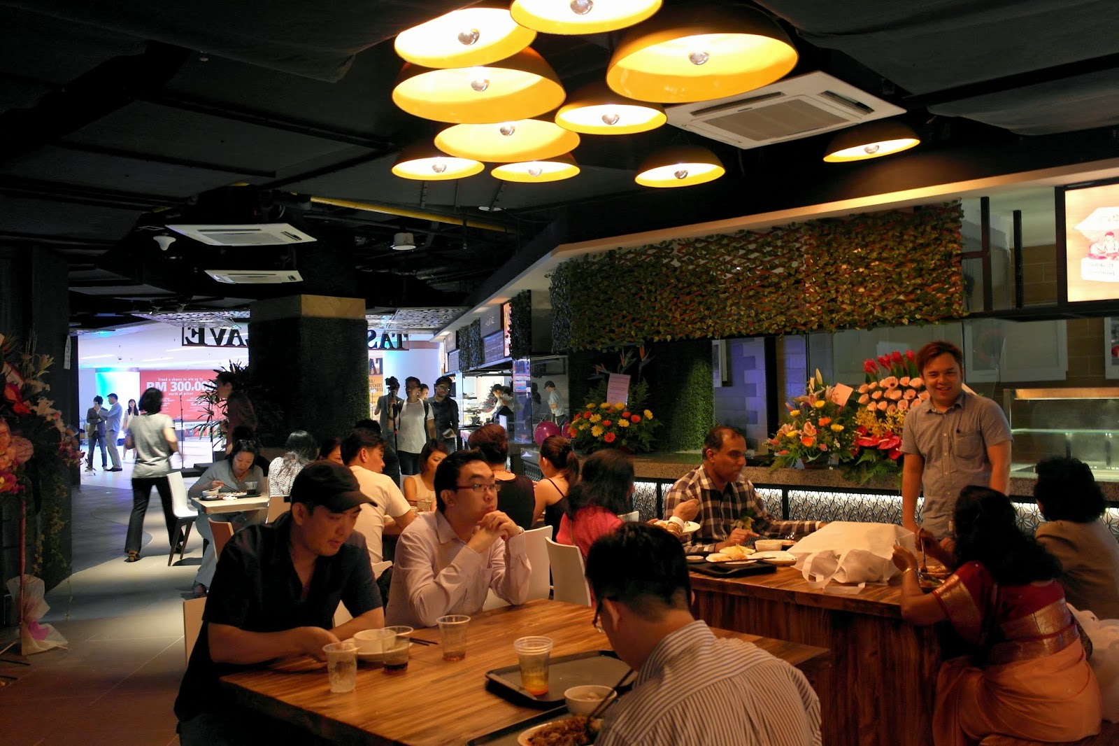 Peace On Earth: Taste Enclave , Avenue K