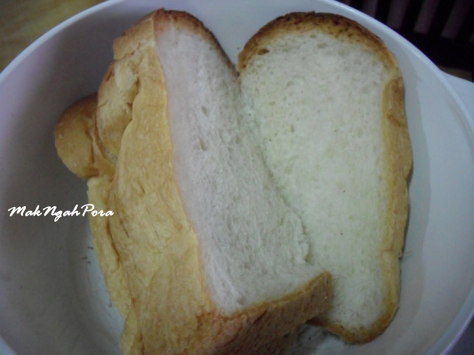 Mak Ngah Pora: Bengkang roti