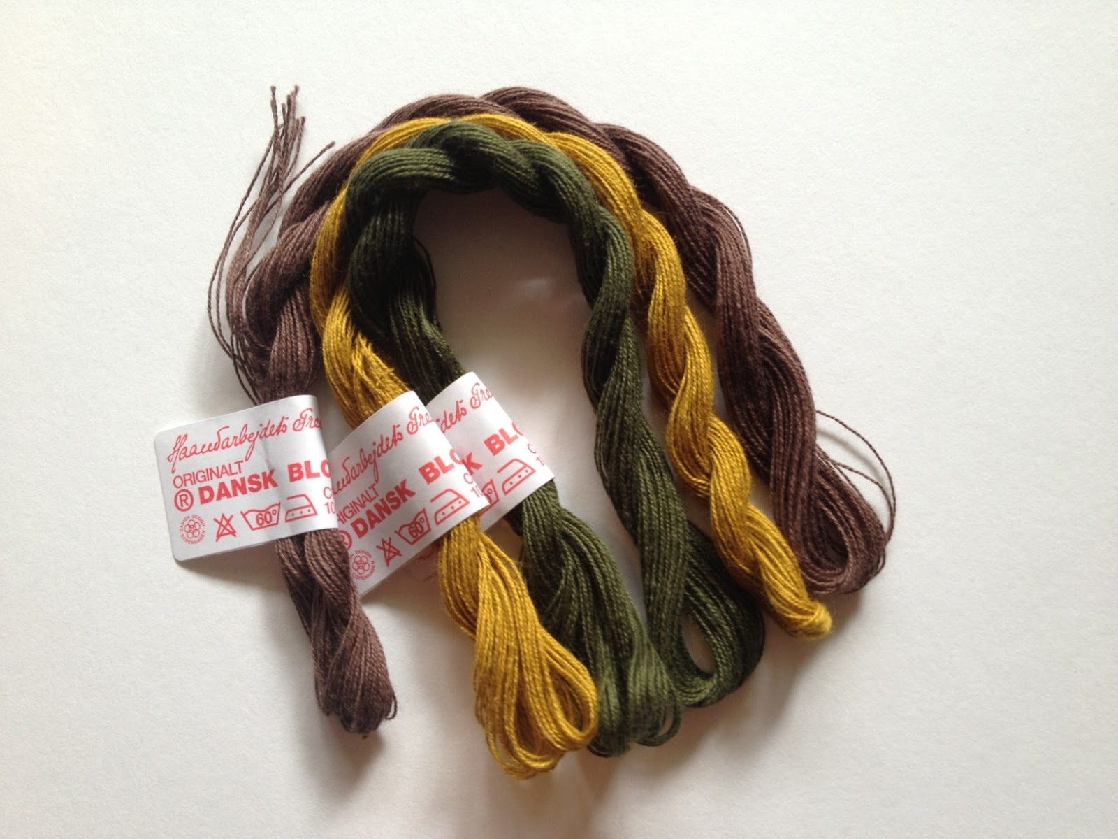 MooshieStitch: Floss Love - Danish Flower Threads