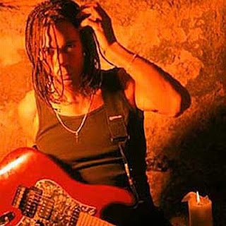 Skinny Devil Magazine: 'GUITAR GODS: Greg Howe''