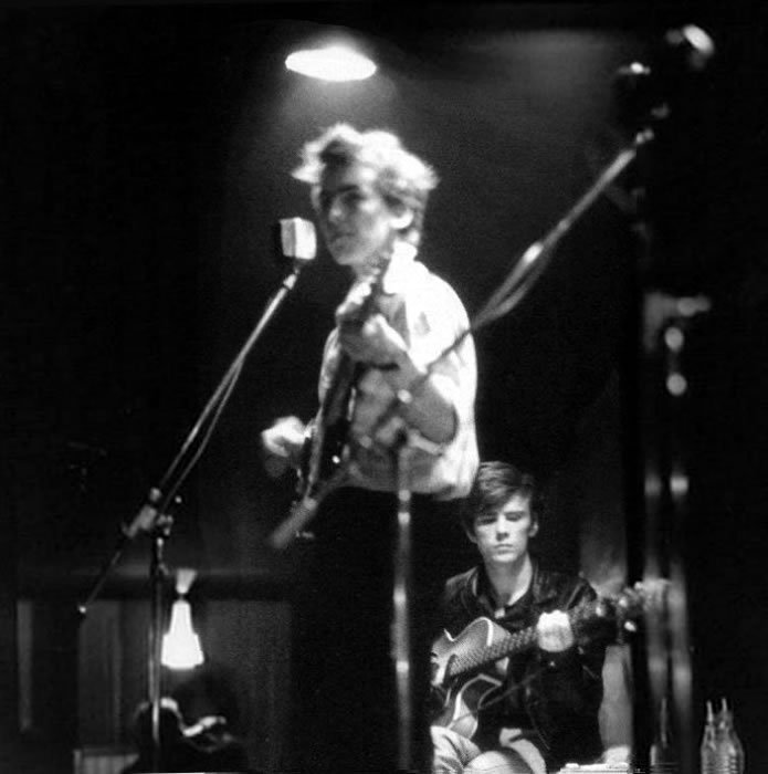 ...Dinosaur Album Guides: A Portrait Of The Bassist: An Examination of ...