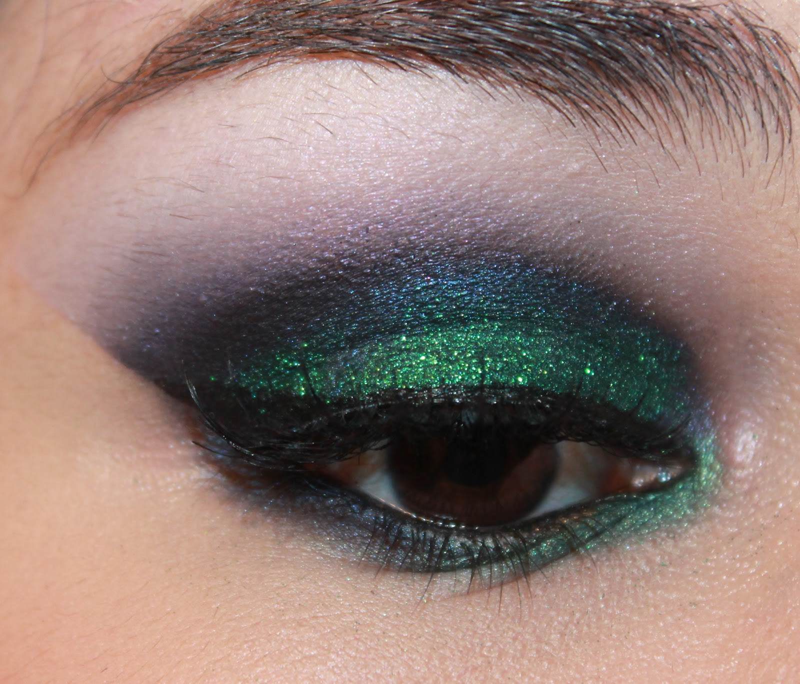 The Dark Side of Beauty: New Years Tutorial: Mystic Midnight