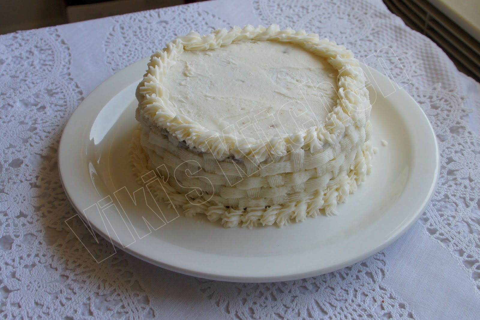 Viki 's Kitchen: Icing.