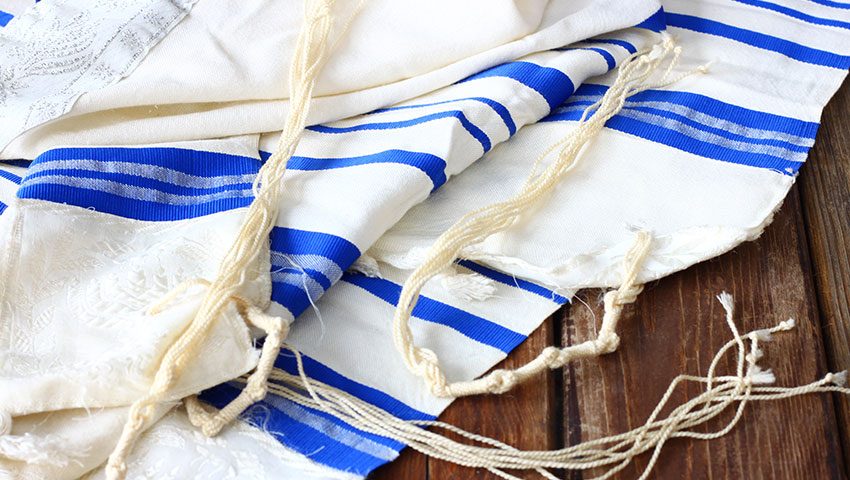 CULTURA HEBRAICA: TALIT & TSITSIT: ENTRE FRANJAS & NÓS