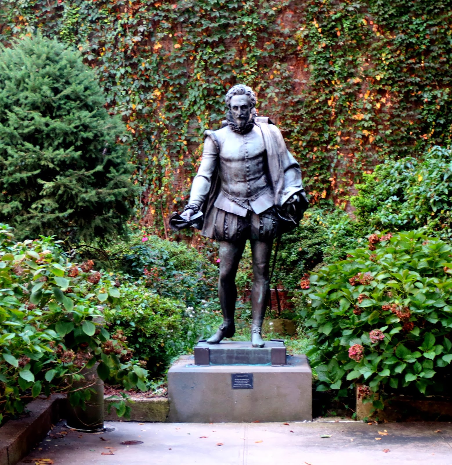 Big Apple Secrets: Miguel Cervantes: Statues in New York and Madrid