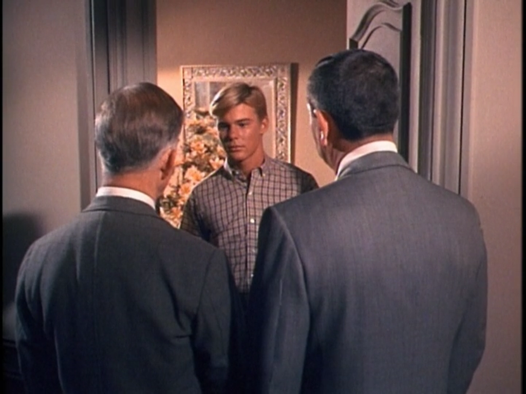 Everyone Nods: The Dragnet Style Files: "The Grenade" or "Mickey ...