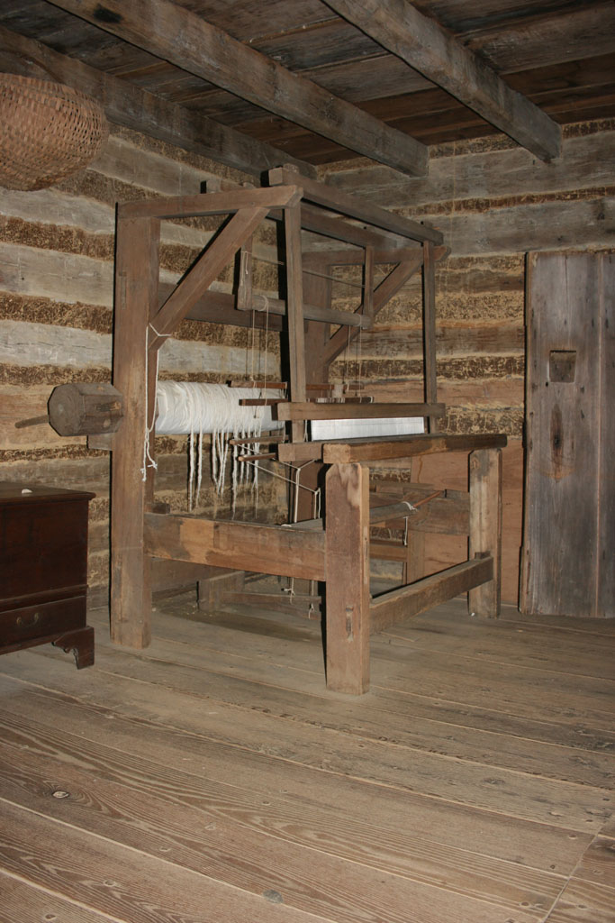 A Woodsrunner's Diary: 18th Century Home Weaving Looms.