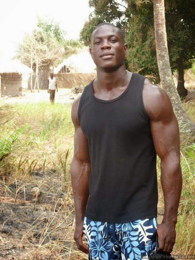 Mibali Afrika: Black muscles: Dennis Mulbah