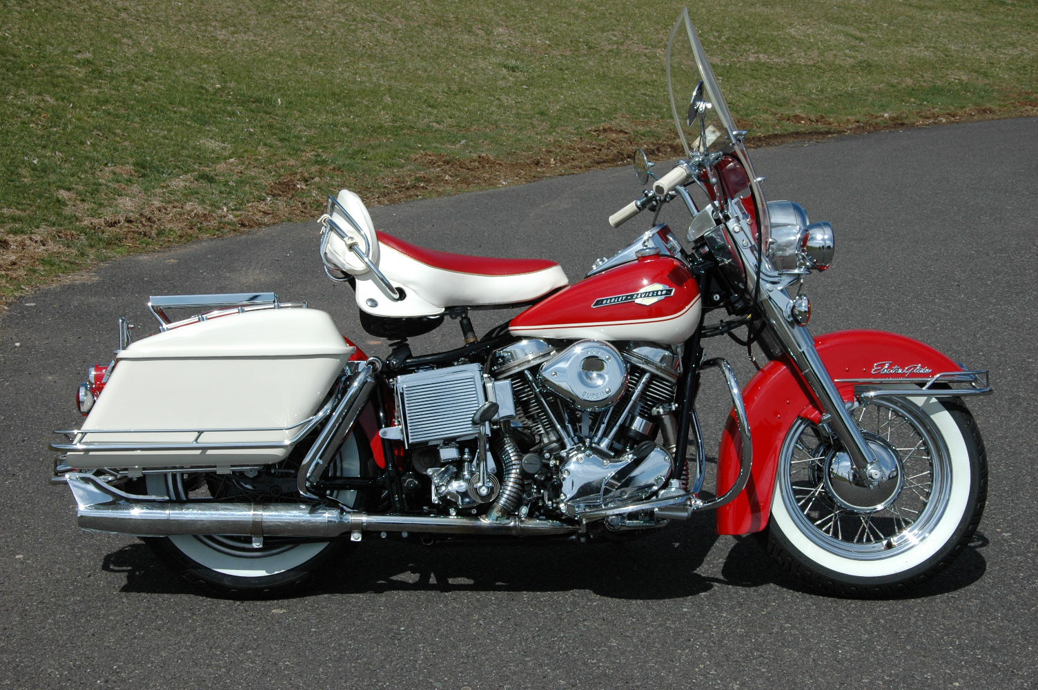biker excalibur II: 1965 HARLEY DAVIDSON ELECTRA GLIDE PANHEAD by ...