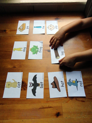 fun learning for kids: Rhyming Sorting Game with Free Printable