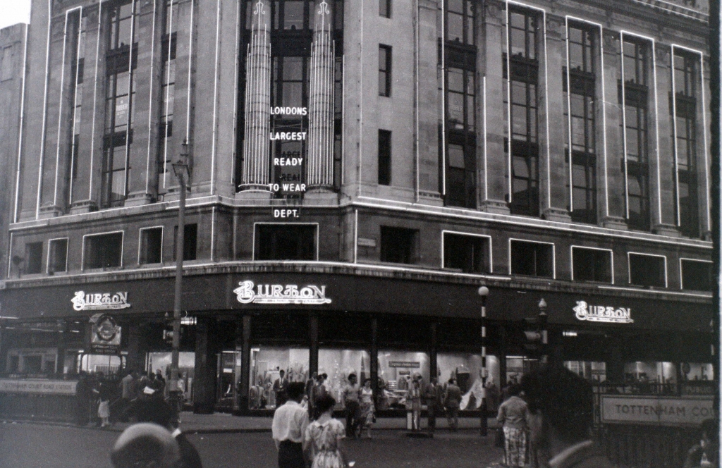 30 Fabulous Vintage Photographs Give a Unique Perspective on the People ...