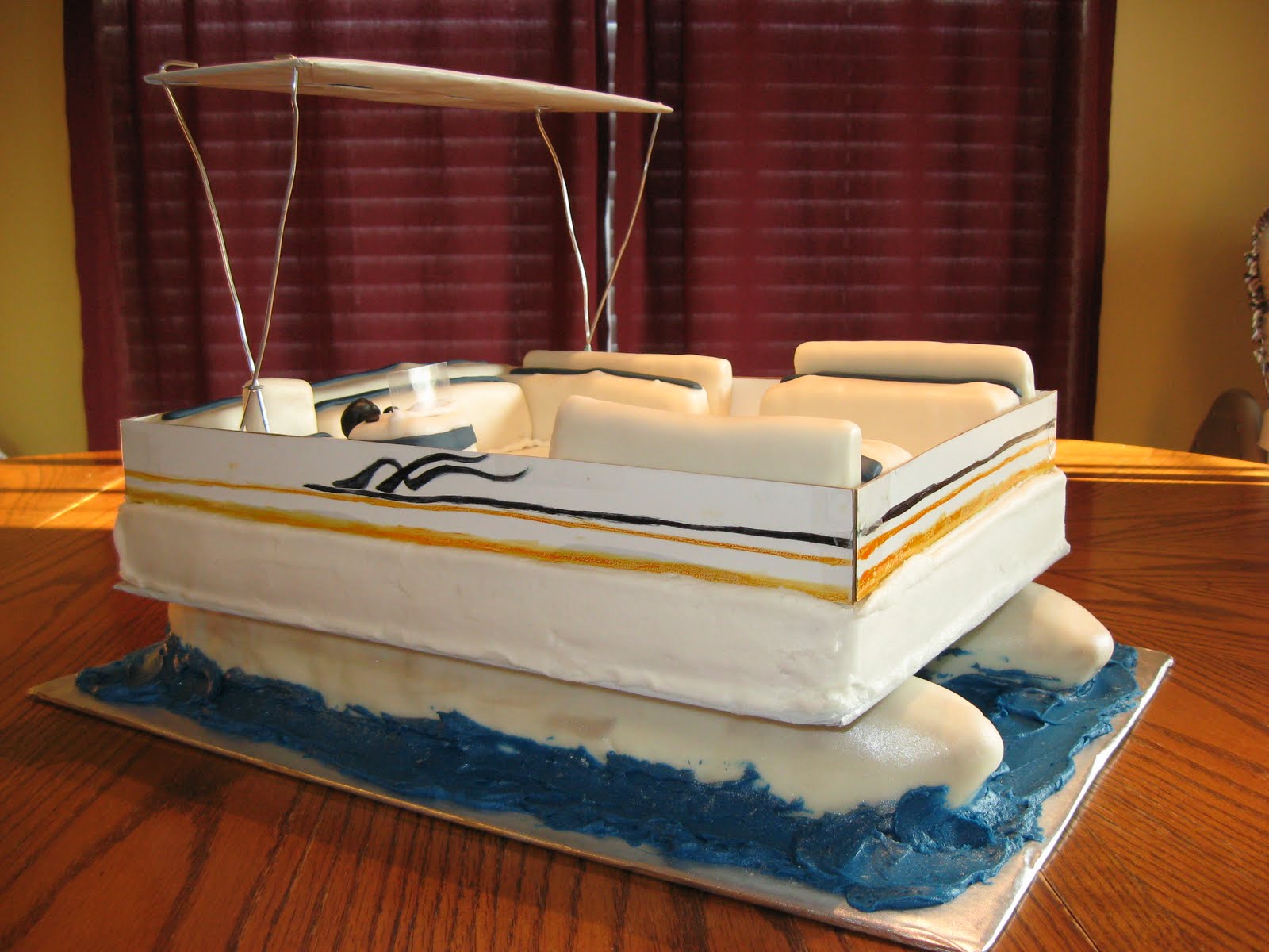 Delectable Sweets by the Smiths: Pontoon Grooms Cake
