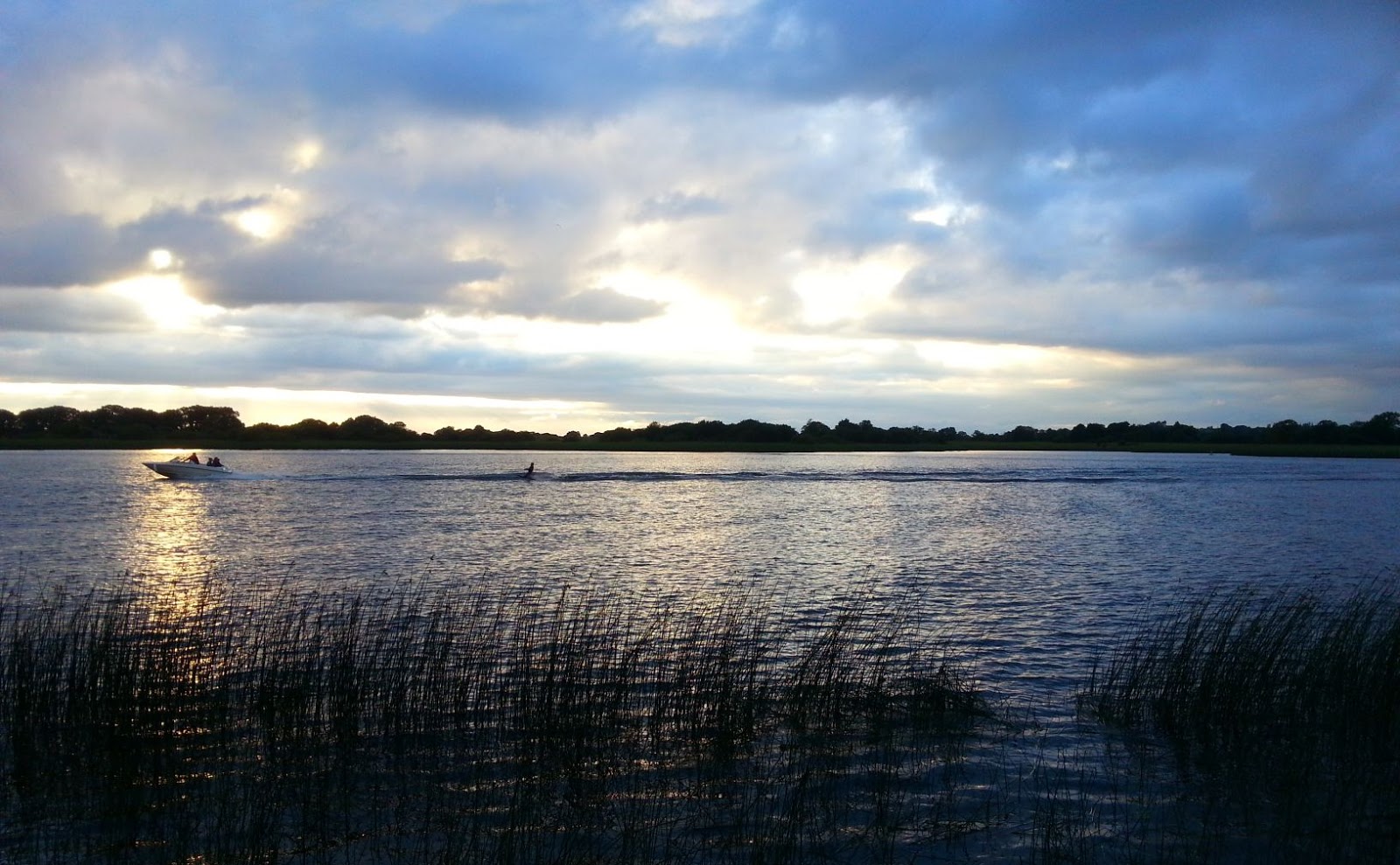 antonalyptic: Lough Ree