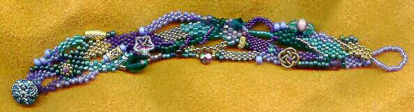 Use Up Your Beads with Free Form Peyote! / The Beading Gem