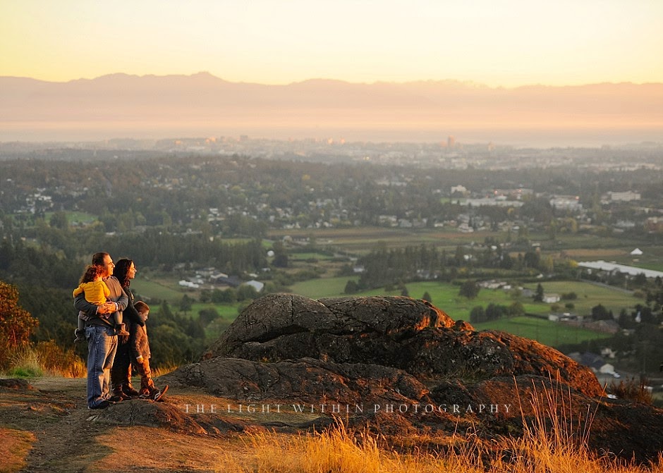 Family photographer Victoria BC I portrait photographer -- The Light ...