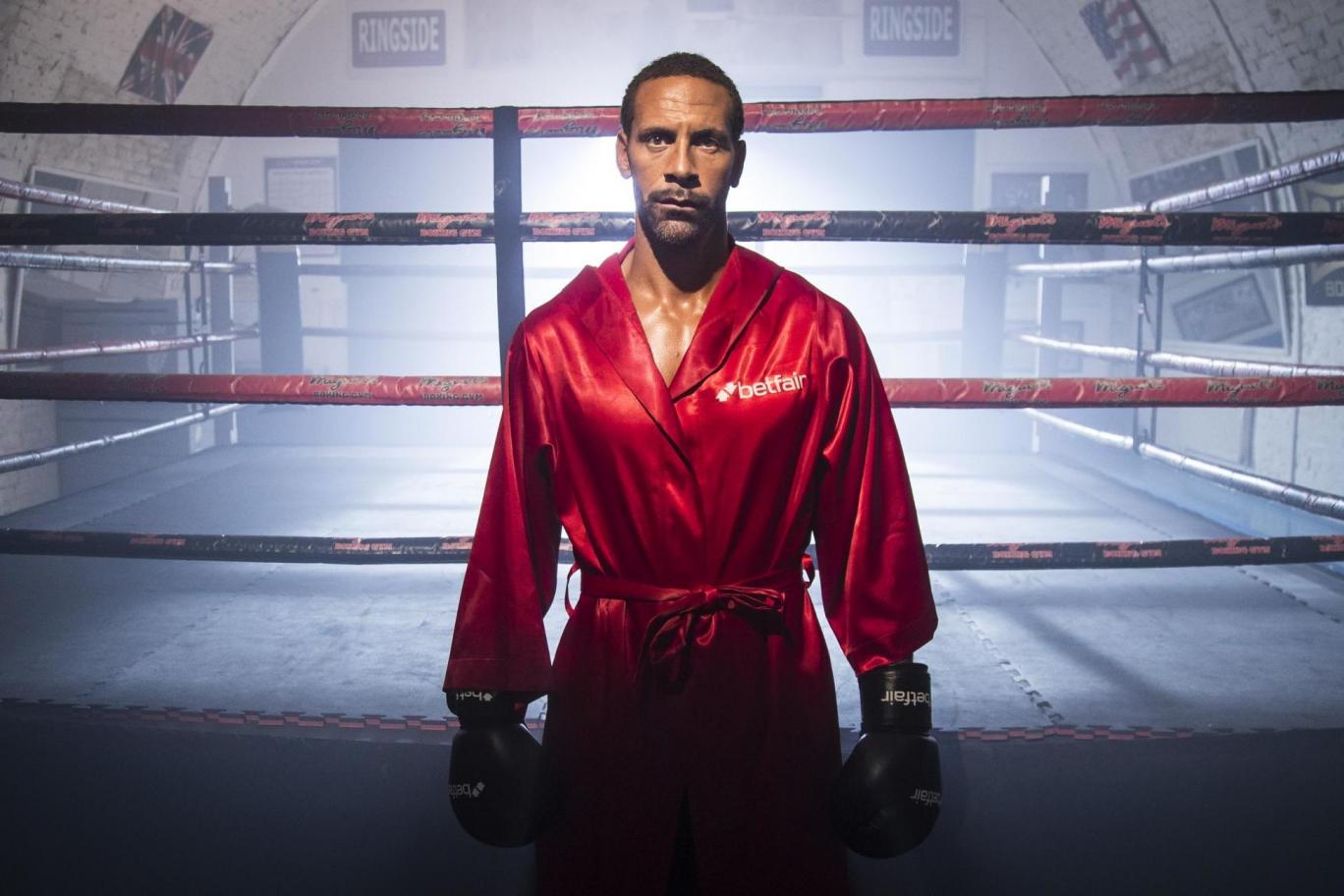 MAX SPORTS: BOXING: FORMER MANCHESTER UNITED STARS AND ENGLAND DEFENDER ...