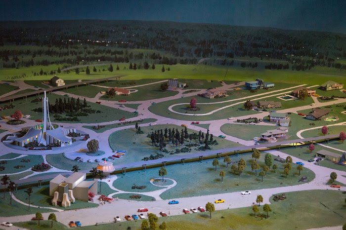 Disney Avenue: The Amazing EPCOT Model