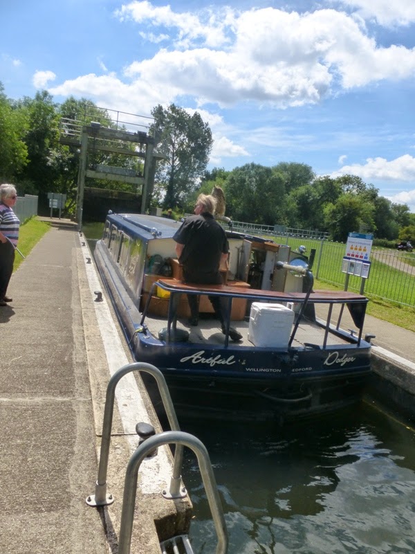 nbTentatrice: To Priory Marina, Bedford