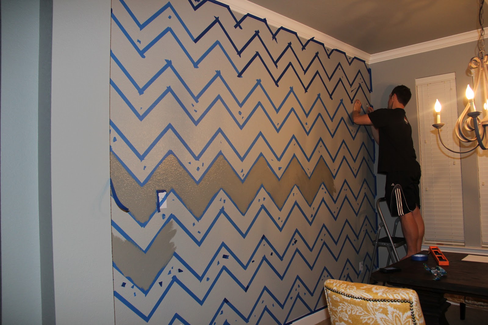 The Chronicles of Ruthie Hart: DIY Chevron Wall