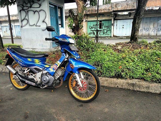 68 Foto Modifikasi Motor Satria 2 Tak Harian Terpopuler