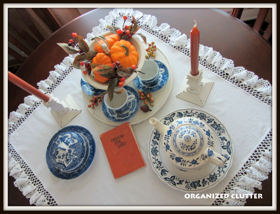 A Fall Dining Table Display - Organized Clutter