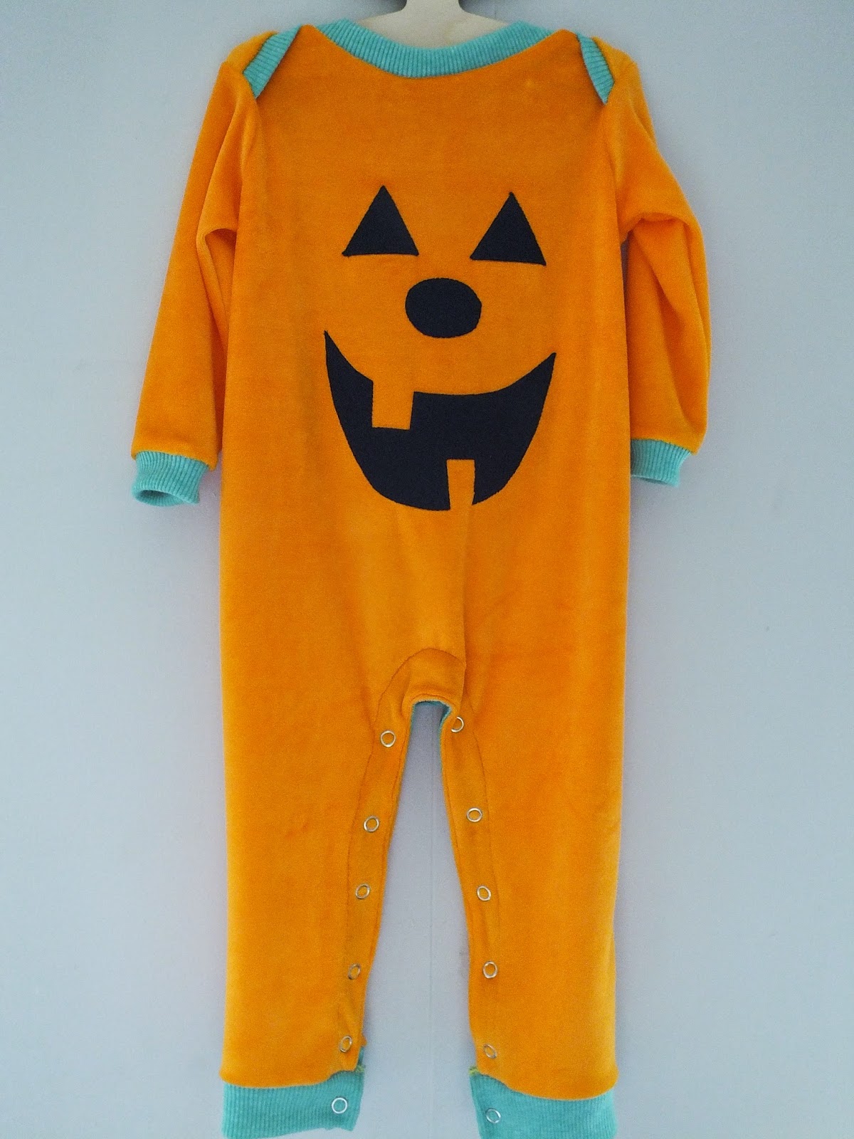 JustSewJenna: Sewing Costumes