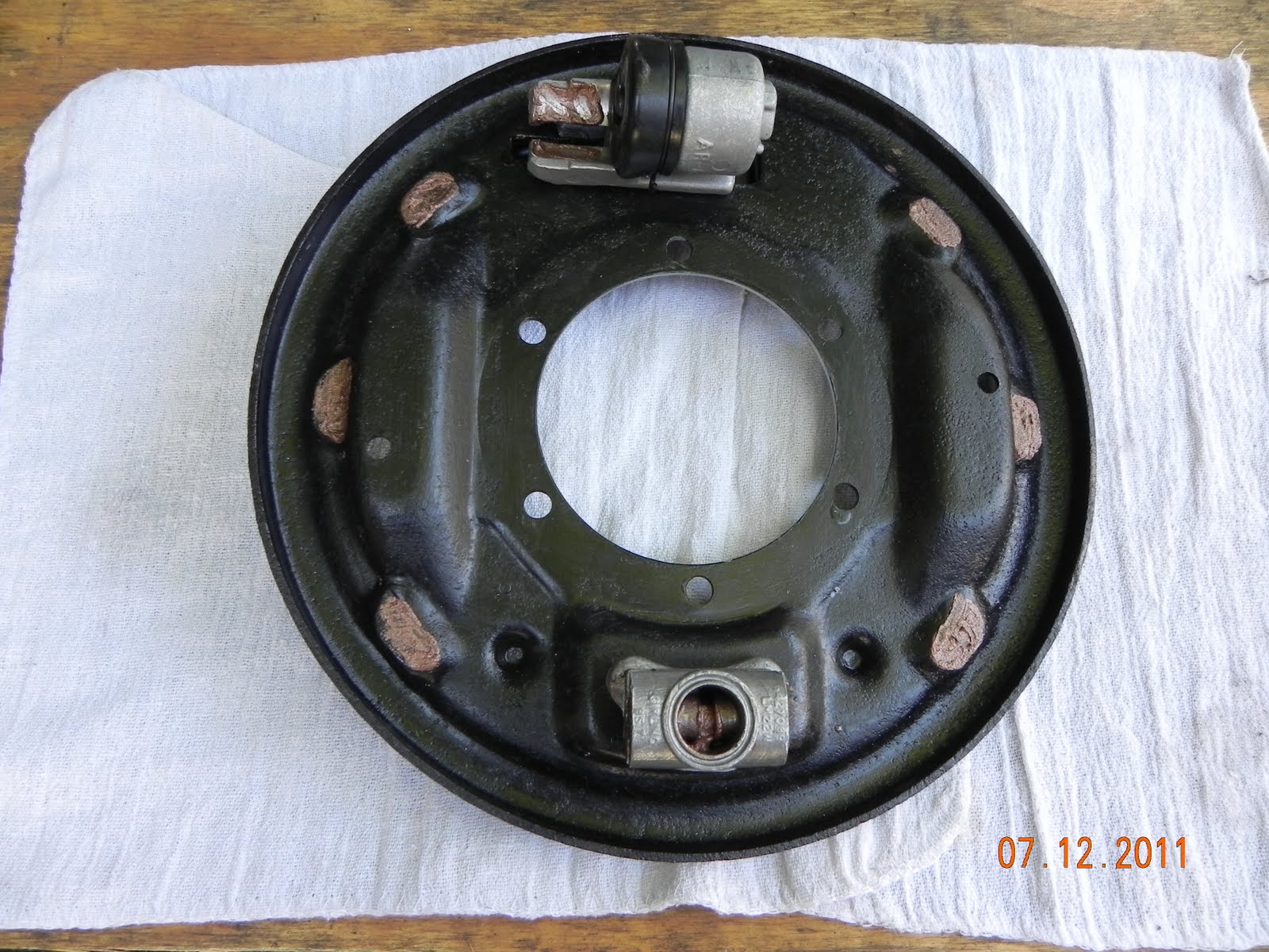 Tripp's TR6: Rear Axle / Hub Upgrade and Rear Brake Installation