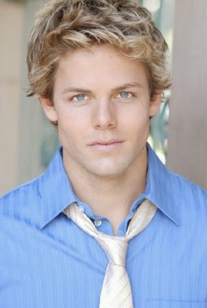 Los Ojos del Espectador: Lachlan Buchanan