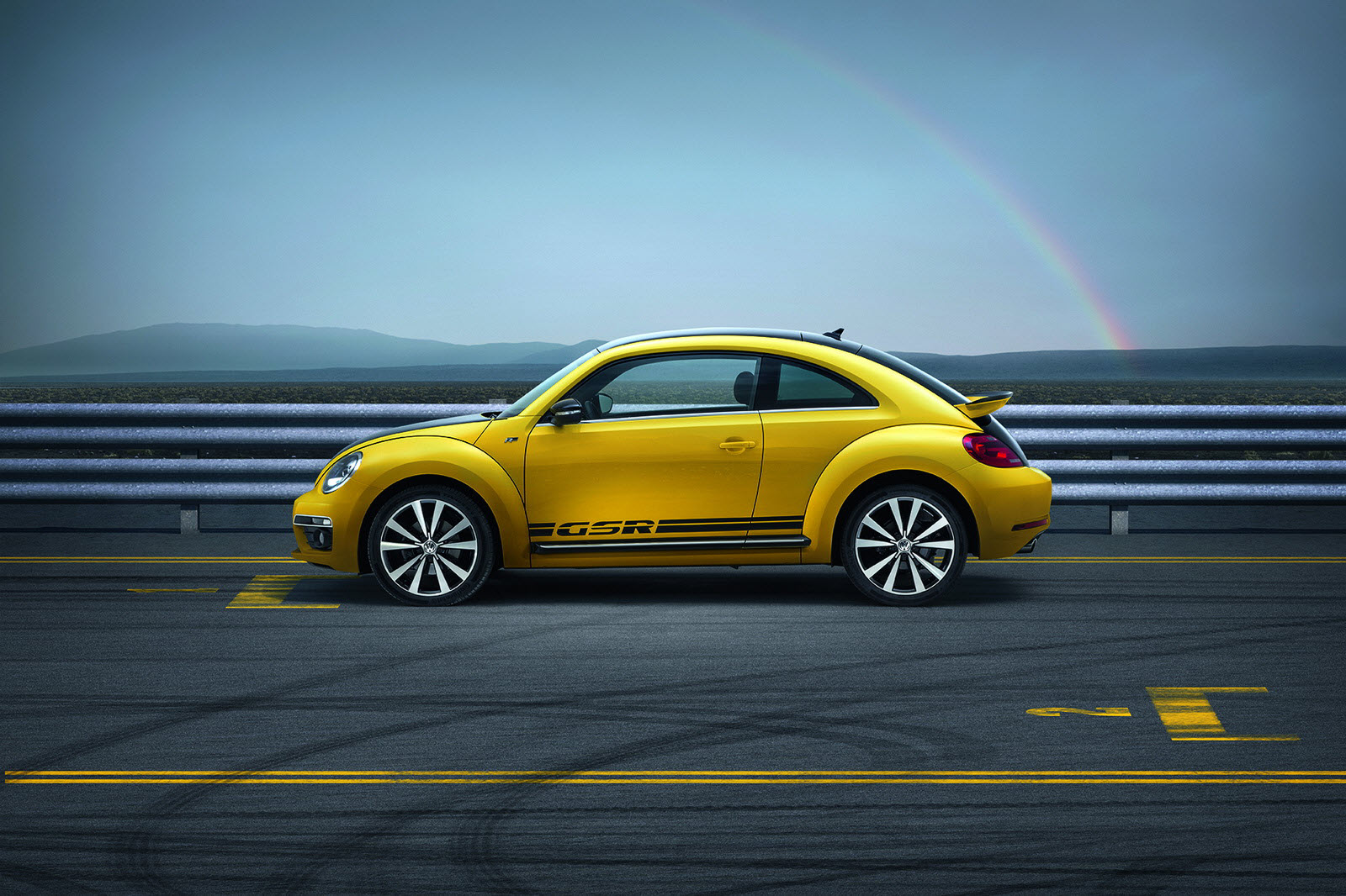 VOLKSWAGEN PRESENTS THE NEW BEETLE GSR | Auto Car | Best Car News and ...