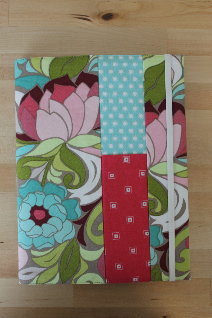 Macaron Quilts: Fabric Notebook Cover Tutorial