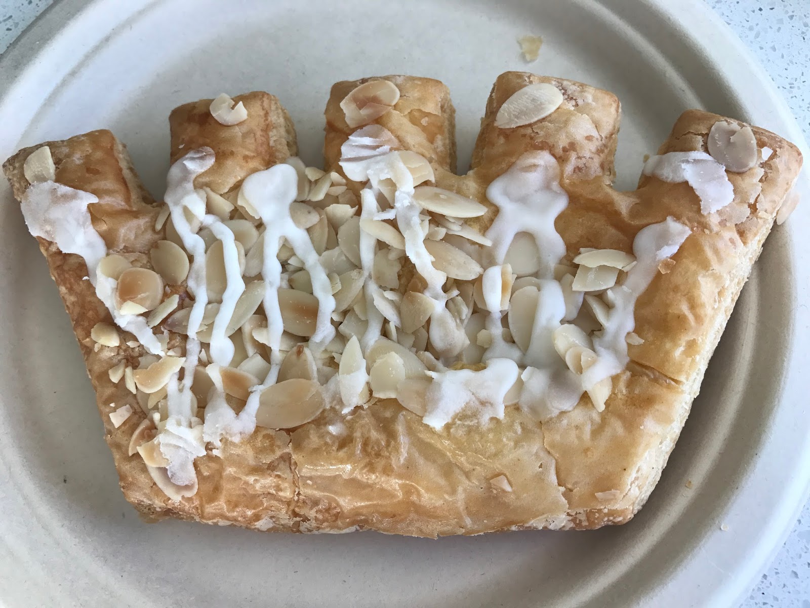 The Pastry Chef's Baking: Bear Claw Hunt #2 - Black Bear Diner