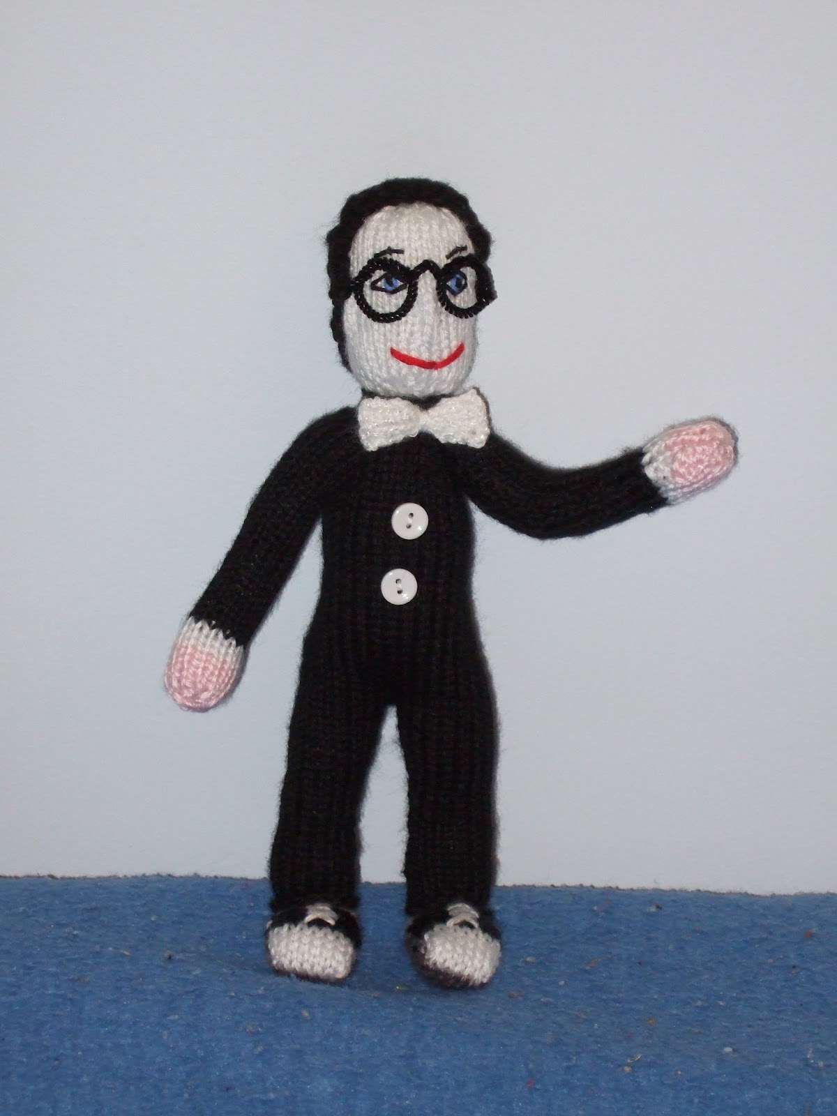 The Glass Character: My Harold Lloyd doll: I got my mojo working