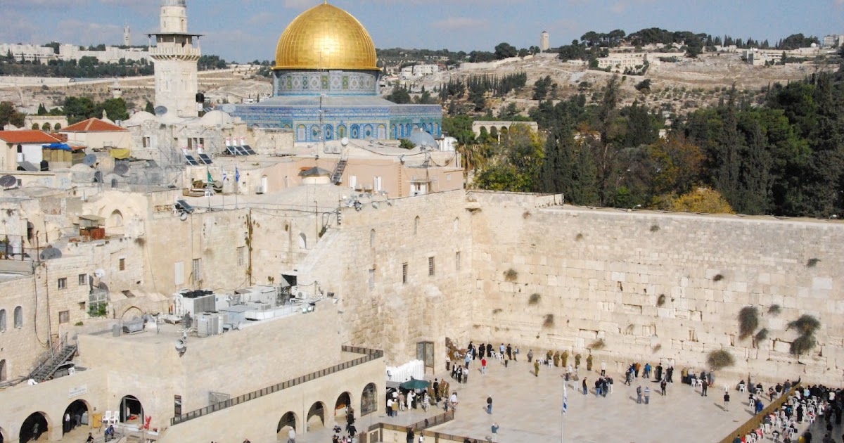 Suitcase and World: Top of the Bucket List. Jerusalem.