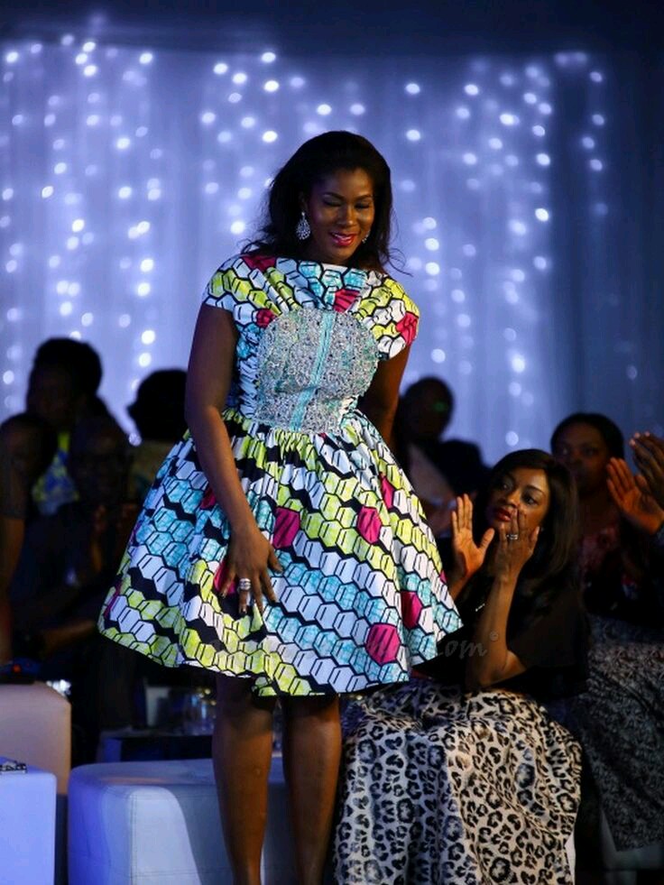 Always On Point: MISHONO SIMPLE YA KITENGE